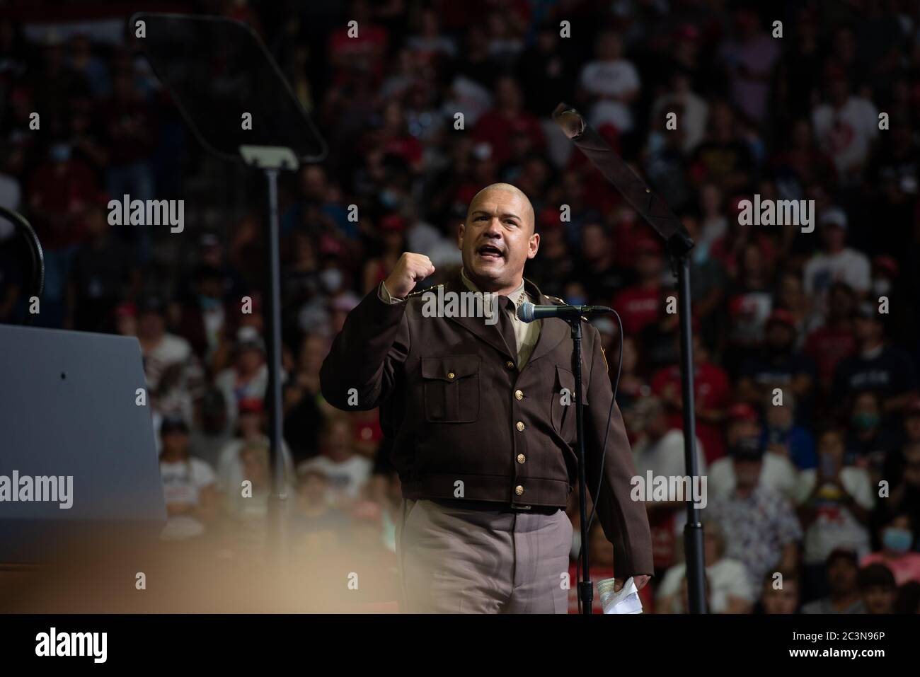 Joe biden saluting hi-res stock photography and images - Alamy