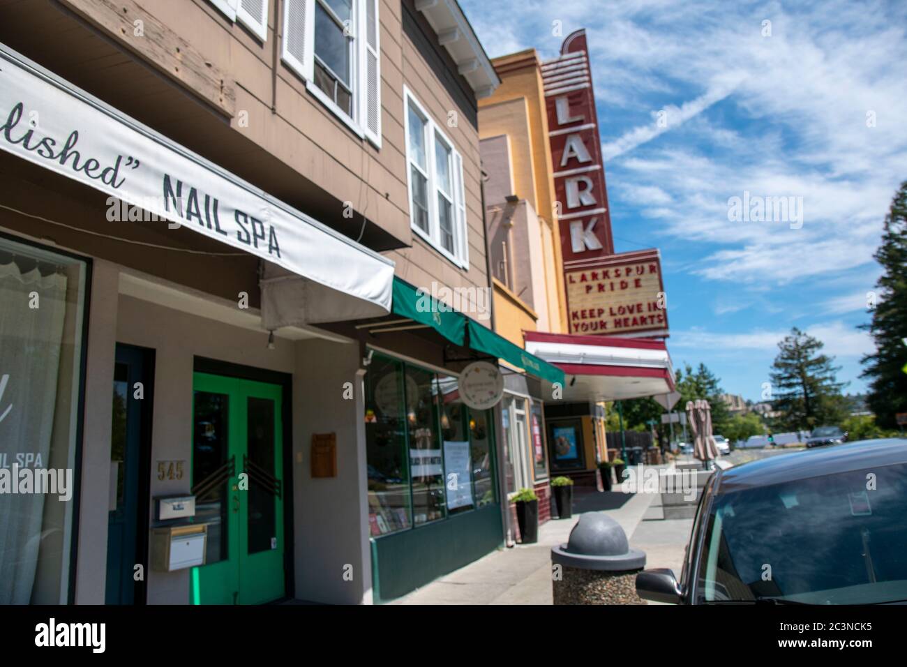 Reflective traffic films hi-res stock photography and images - Alamy