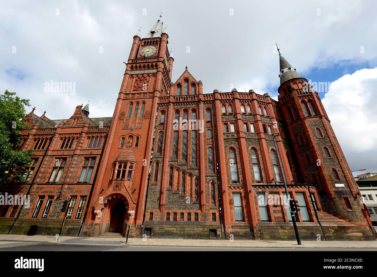 Liverpool university building hi-res stock photography and images - Alamy