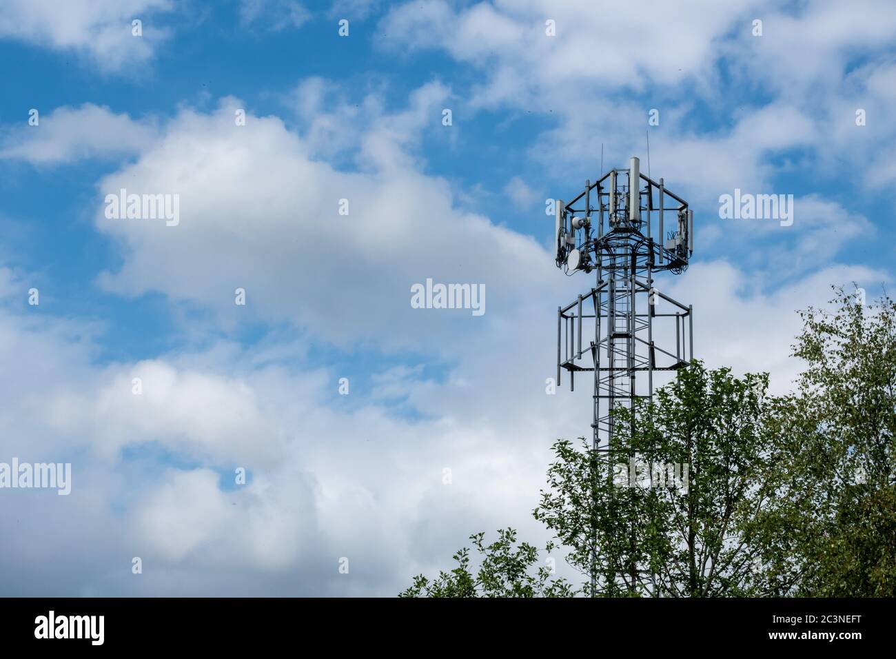 Telecommunications Towers In The Uk High Resolution Stock Photography ...