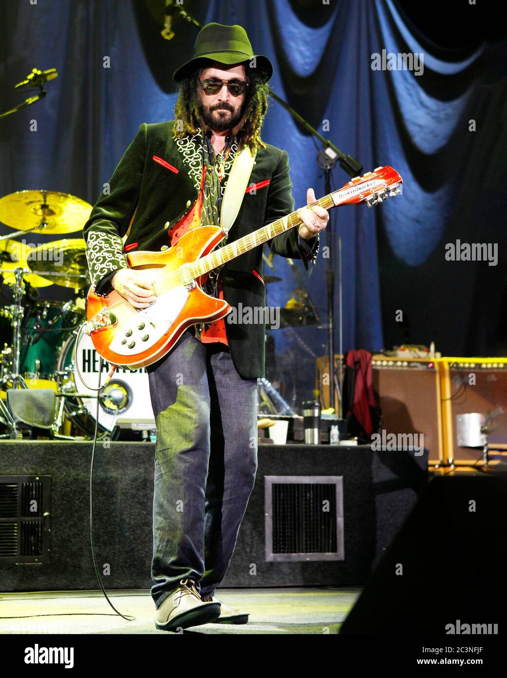 Guitarist Mike Campbell performs with Tom Petty and the rest of The ...