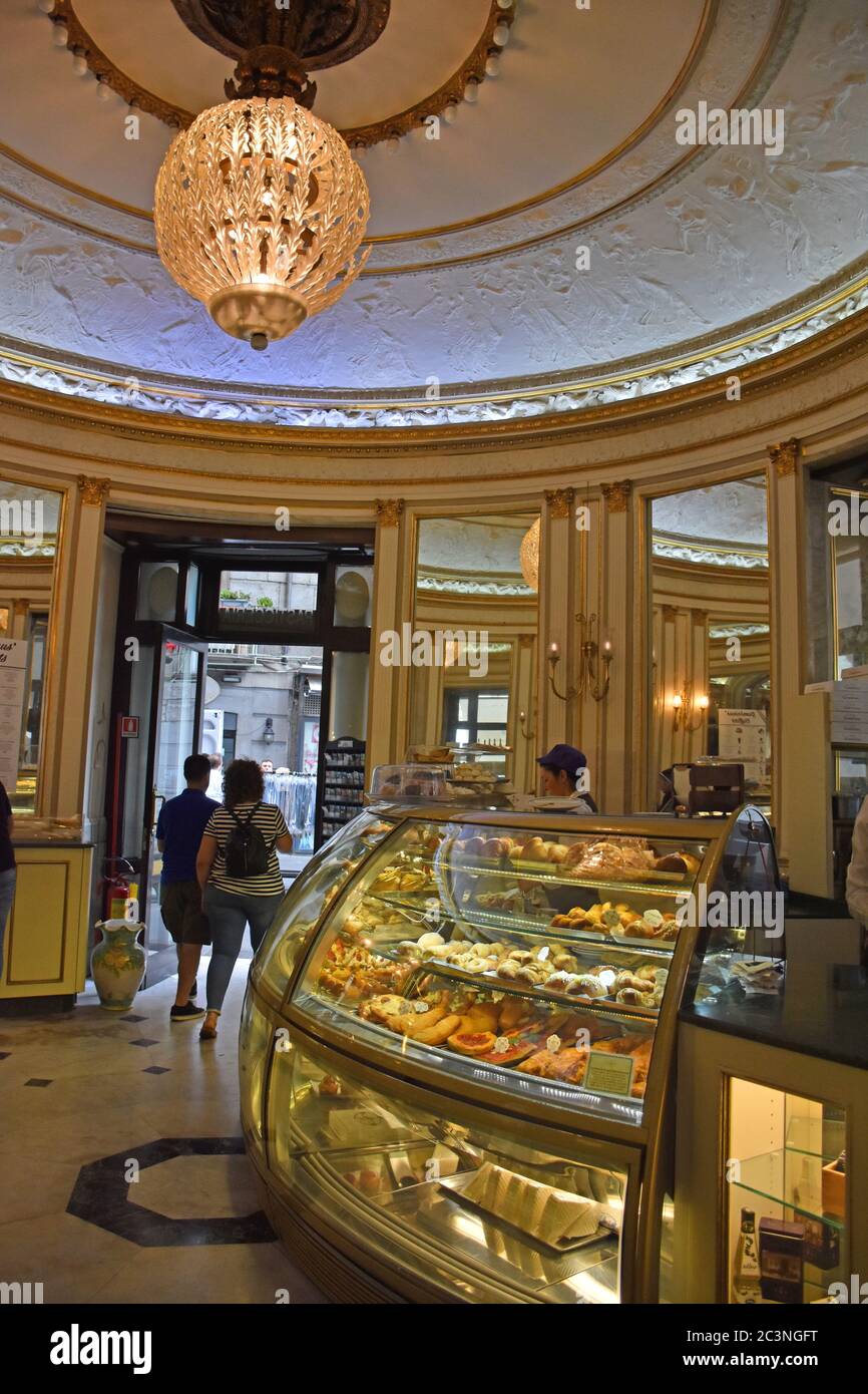 Italy, Naples, view and details of the interior of the Gambrinus cafe ...