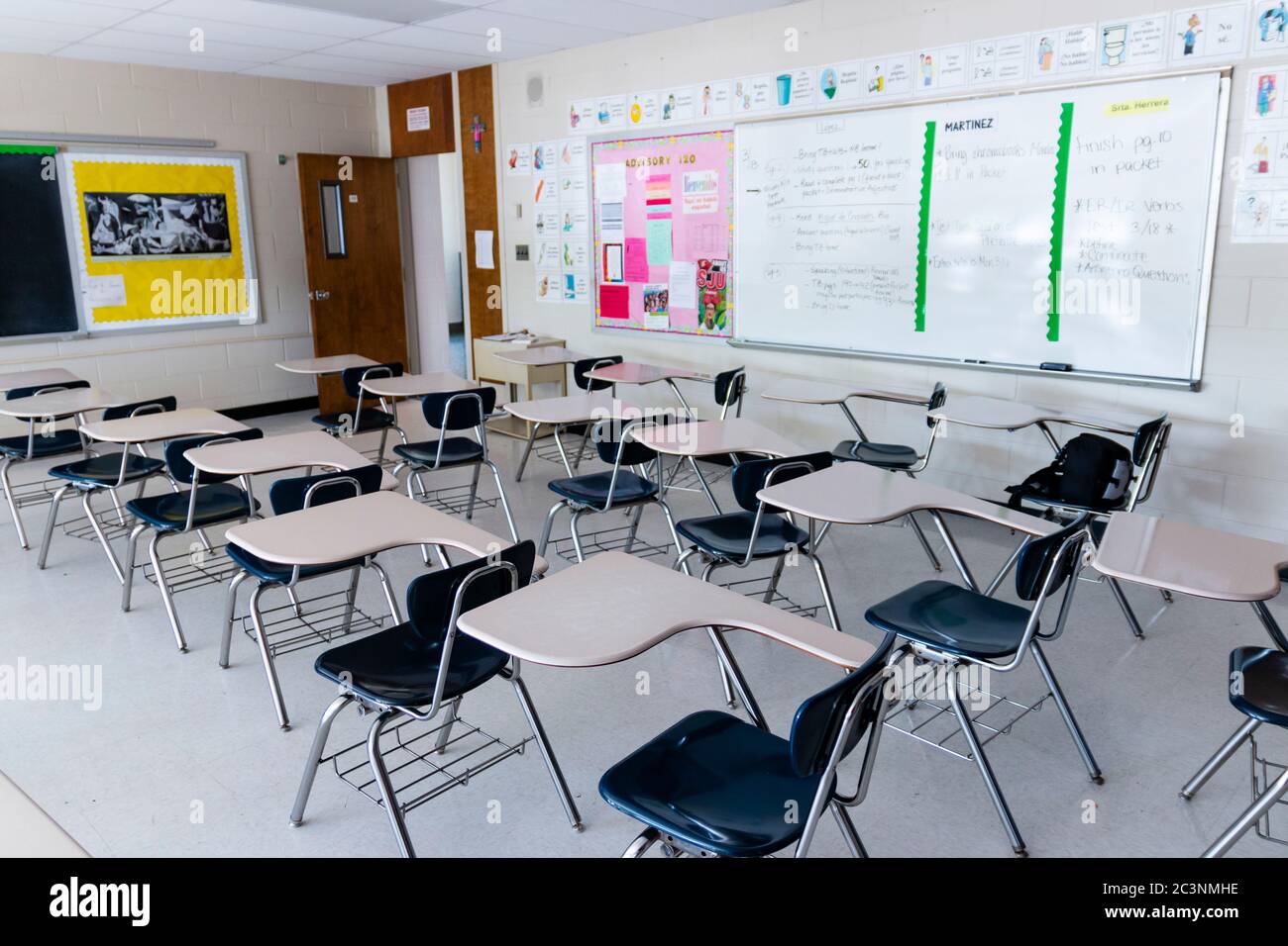 High school classroom usa hi-res stock photography and images - Alamy