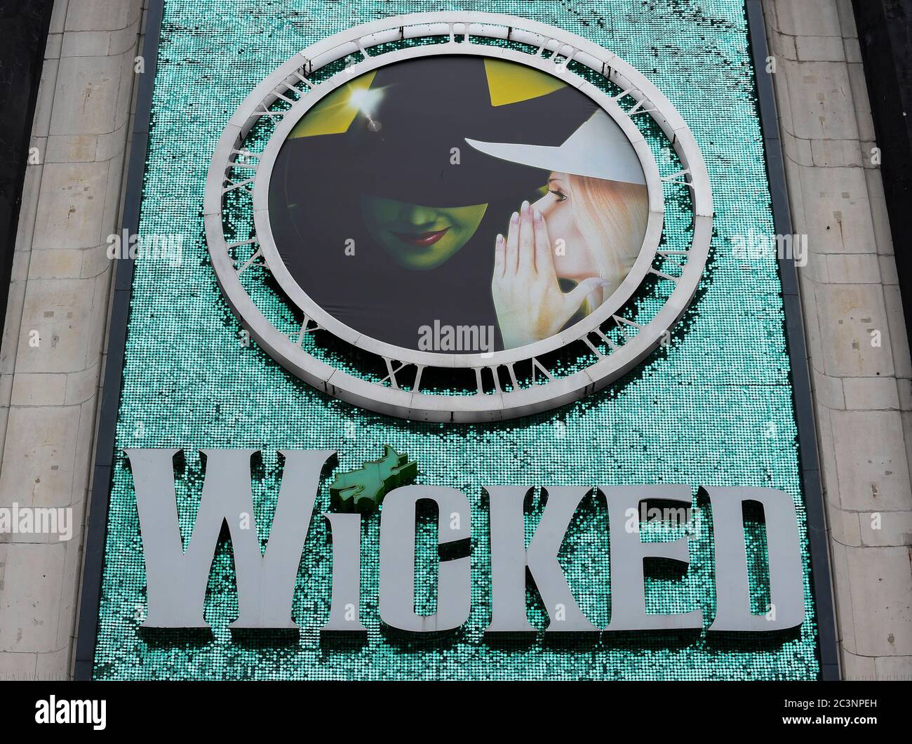London west end theatre wicked 2020 hi-res stock photography and images ...