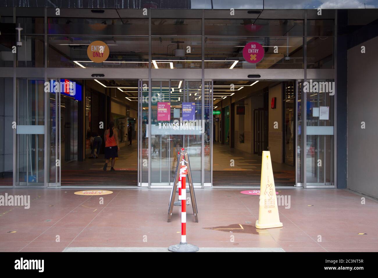 Kings Mall, Kings Street Hammersmith observing 2m metre social ...
