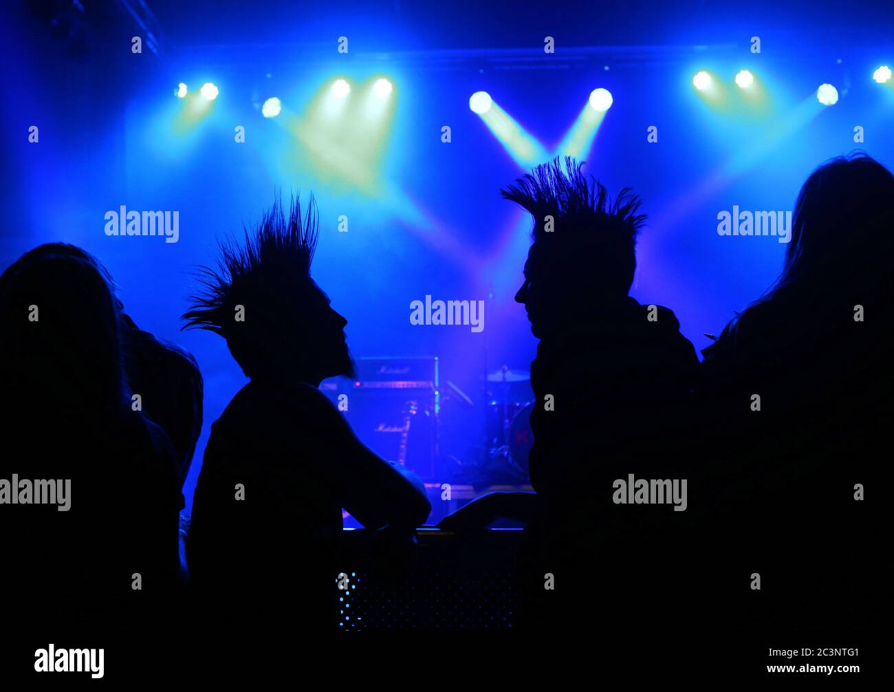 Ksmb hi-res stock photography and images - Alamy