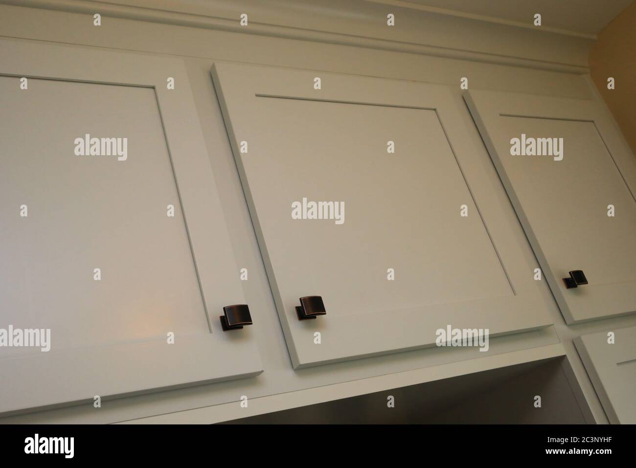 Overhead cabinets hi-res stock photography and images - Alamy