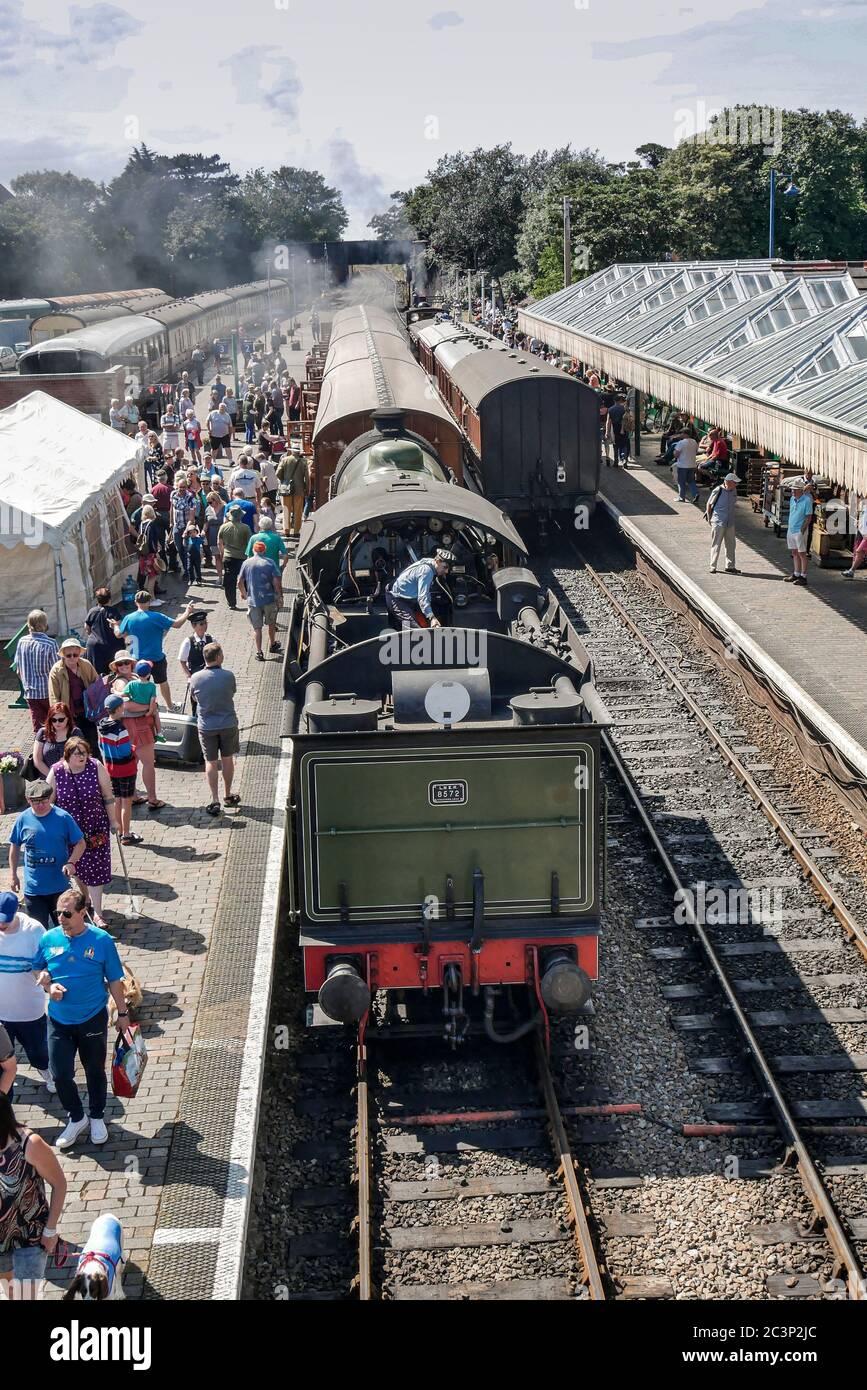 Lner 8572 hi-res stock photography and images - Alamy