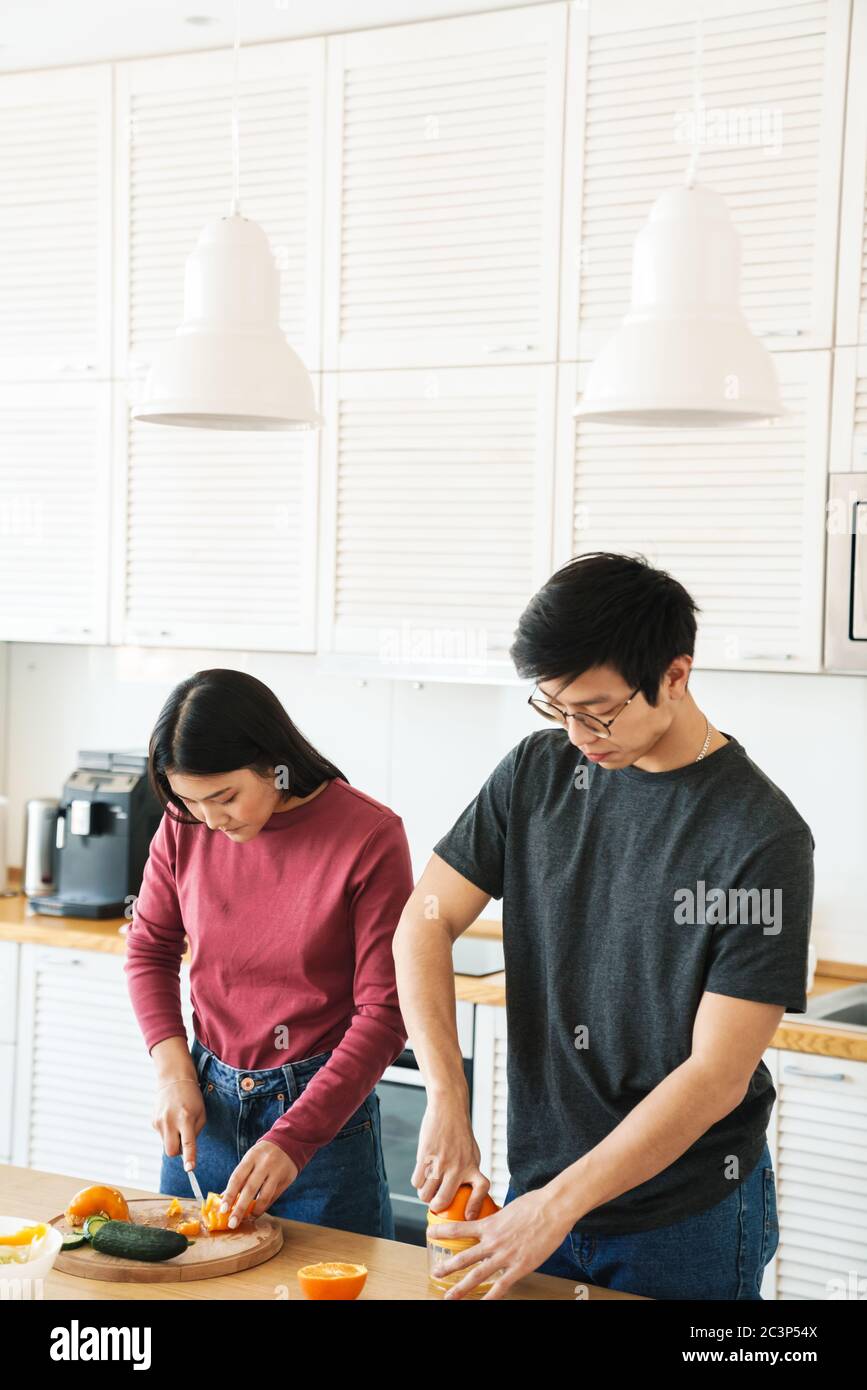 Squeezing together hi-res stock photography and images - Alamy