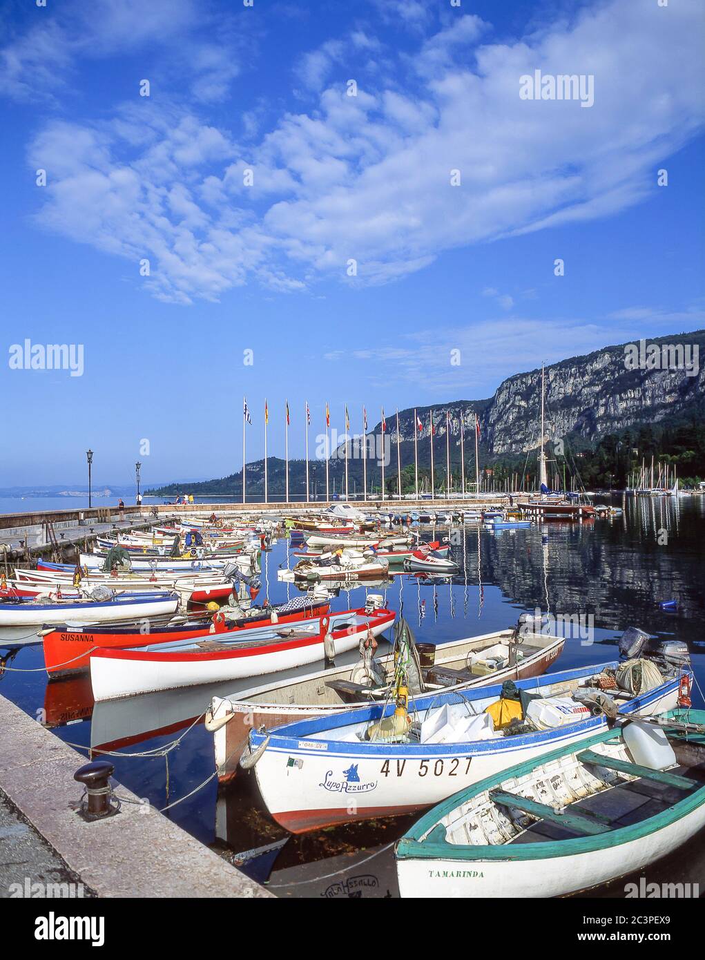 Colourful colorful marina marinas traditional boat boats harbour hi-res ...