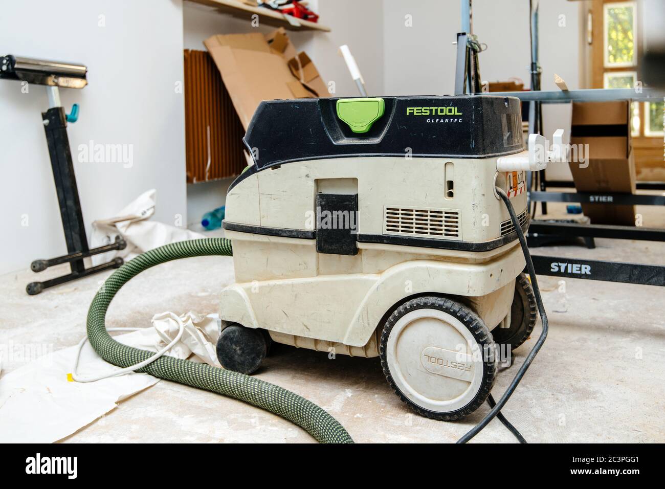 Festool vacuum cleaner hi-res stock photography and images - Alamy