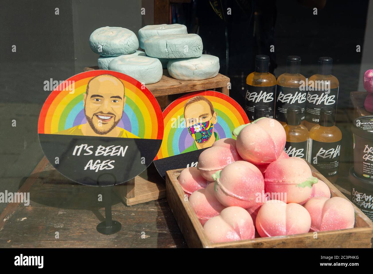 Lush stores uk hi-res stock photography and images - Alamy