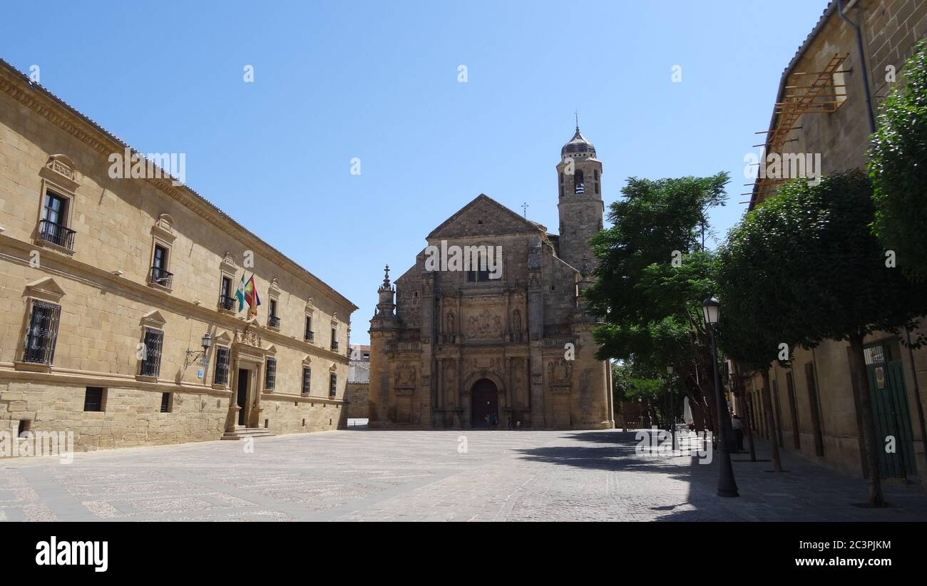 Sculpture and art in ubeda hi-res stock photography and images - Alamy