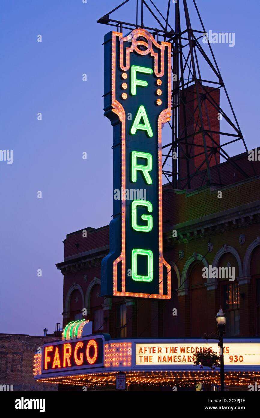 Fargo north dakota broadway hi-res stock photography and images - Alamy