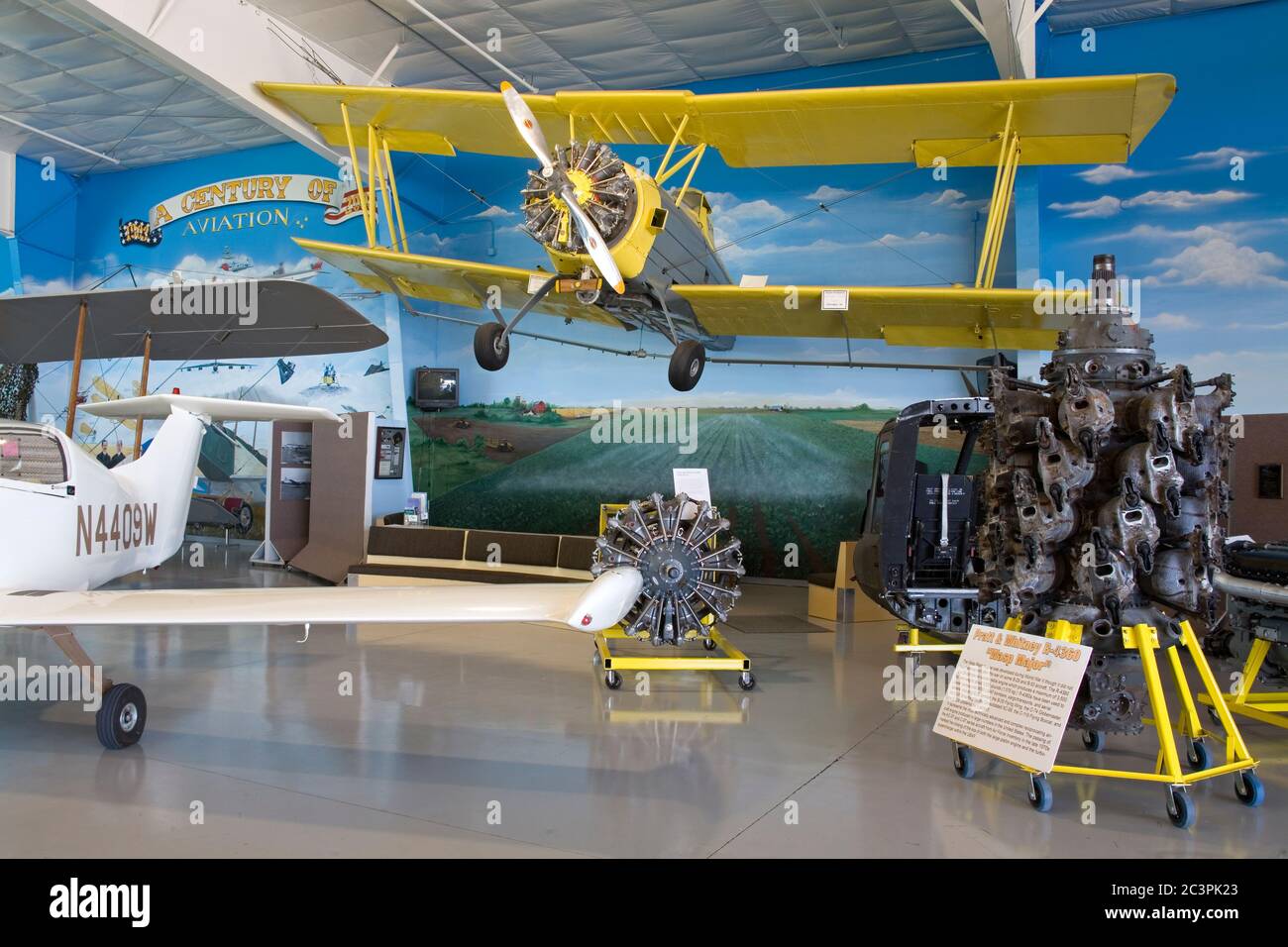 Fargo air hi-res stock photography and images - Alamy