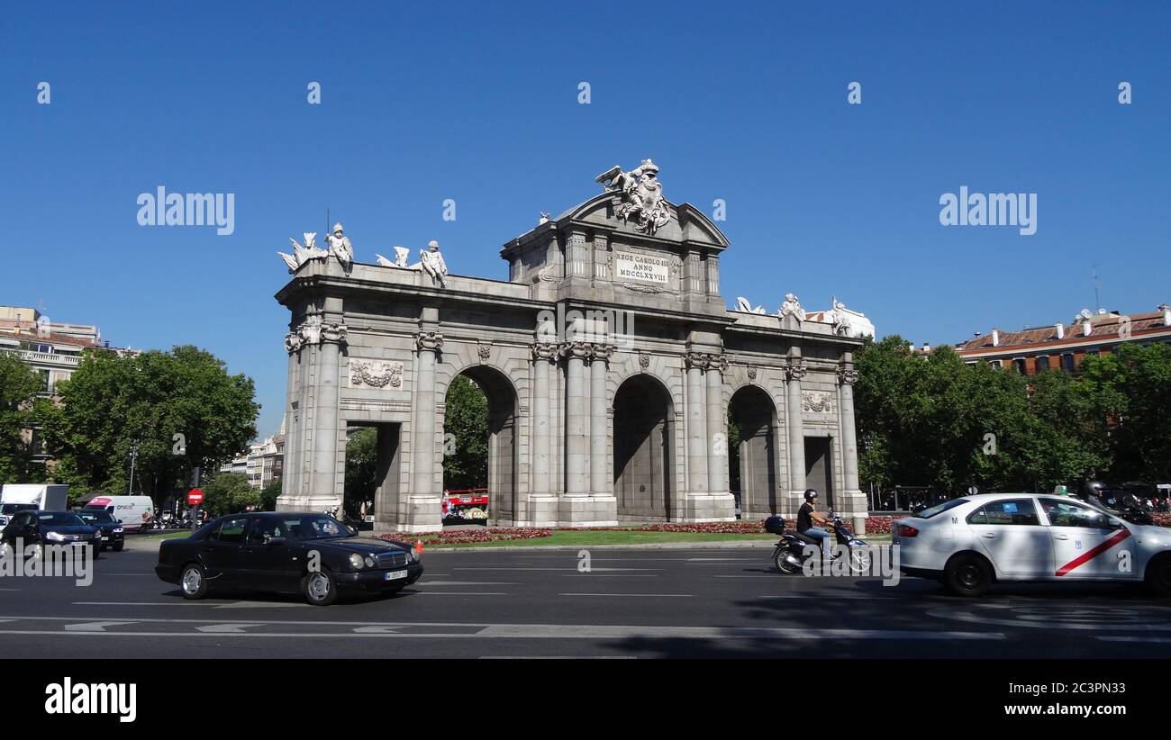 The magnificent architecture of Madrid. The park, the palace and the ...