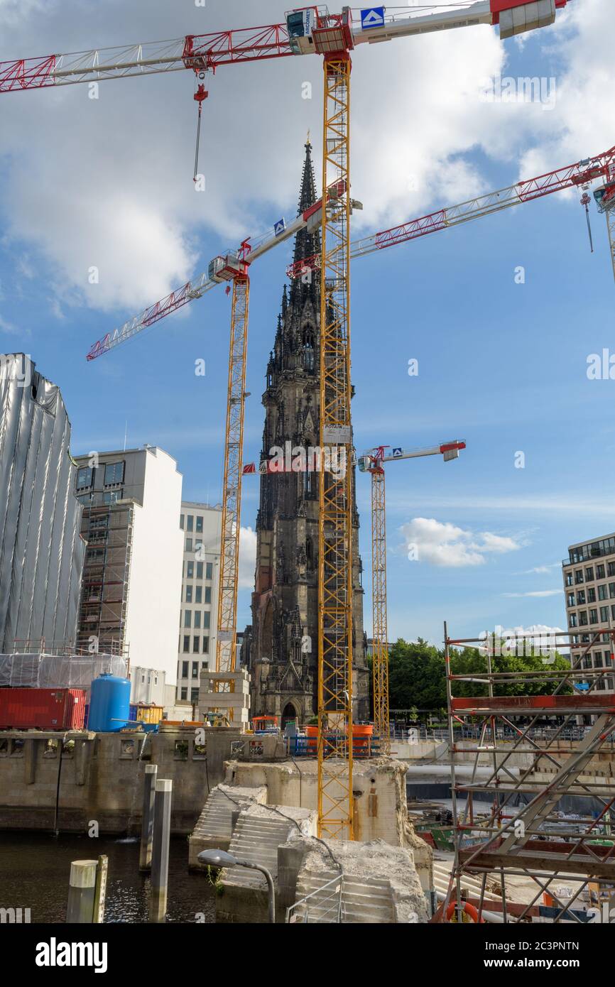 Krieg ruine hi-res stock photography and images - Alamy