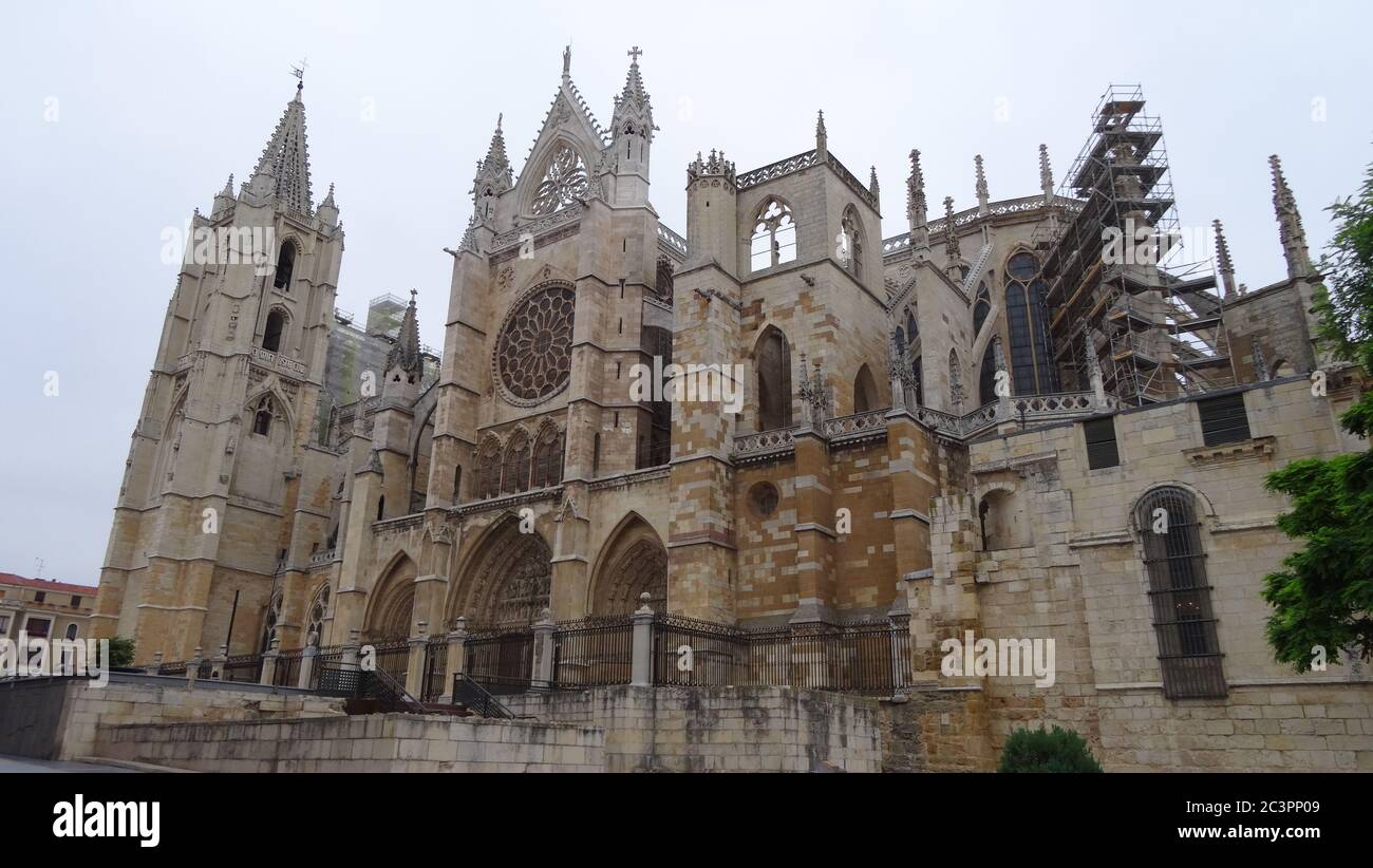 Leon's architecture. A stunning place in the Castile and Leon region ...