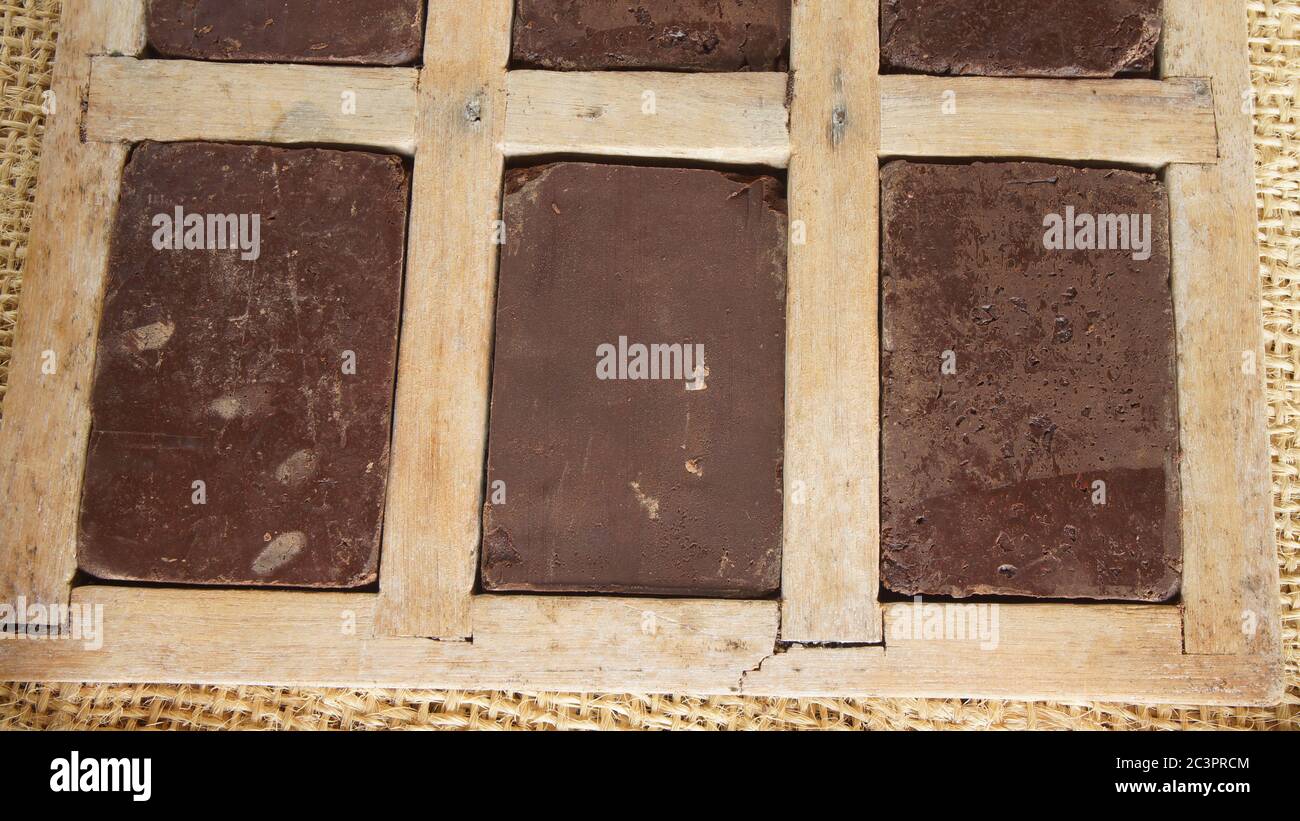 Retro chocolate bar hi-res stock photography and images - Alamy