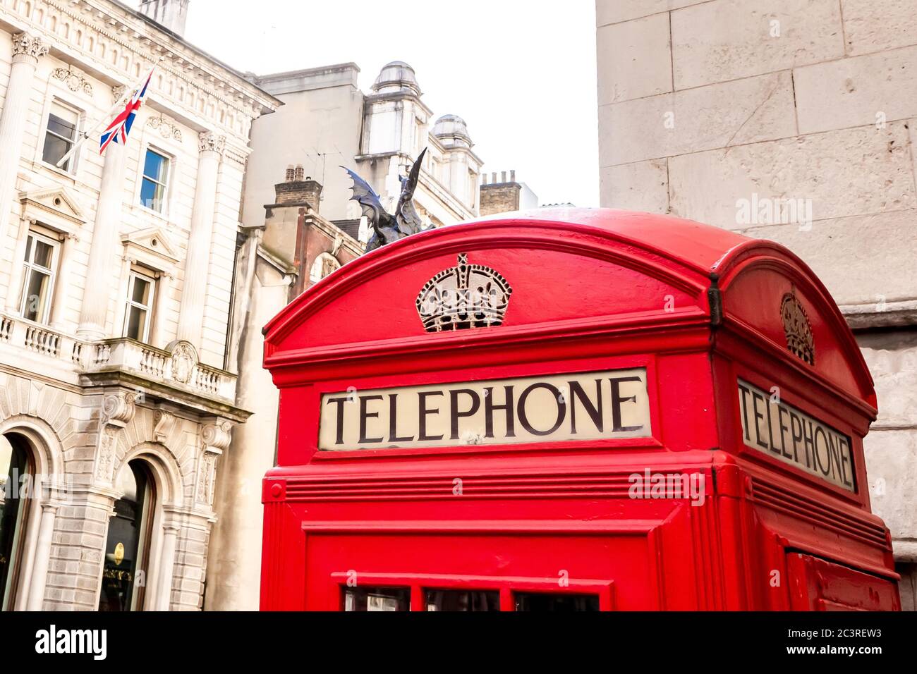 London telephone cabin hi-res stock photography and images - Alamy