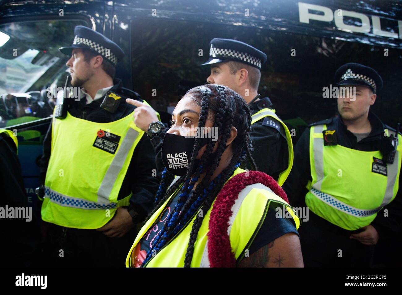 Woman who lives next hi-res stock photography and images - Alamy