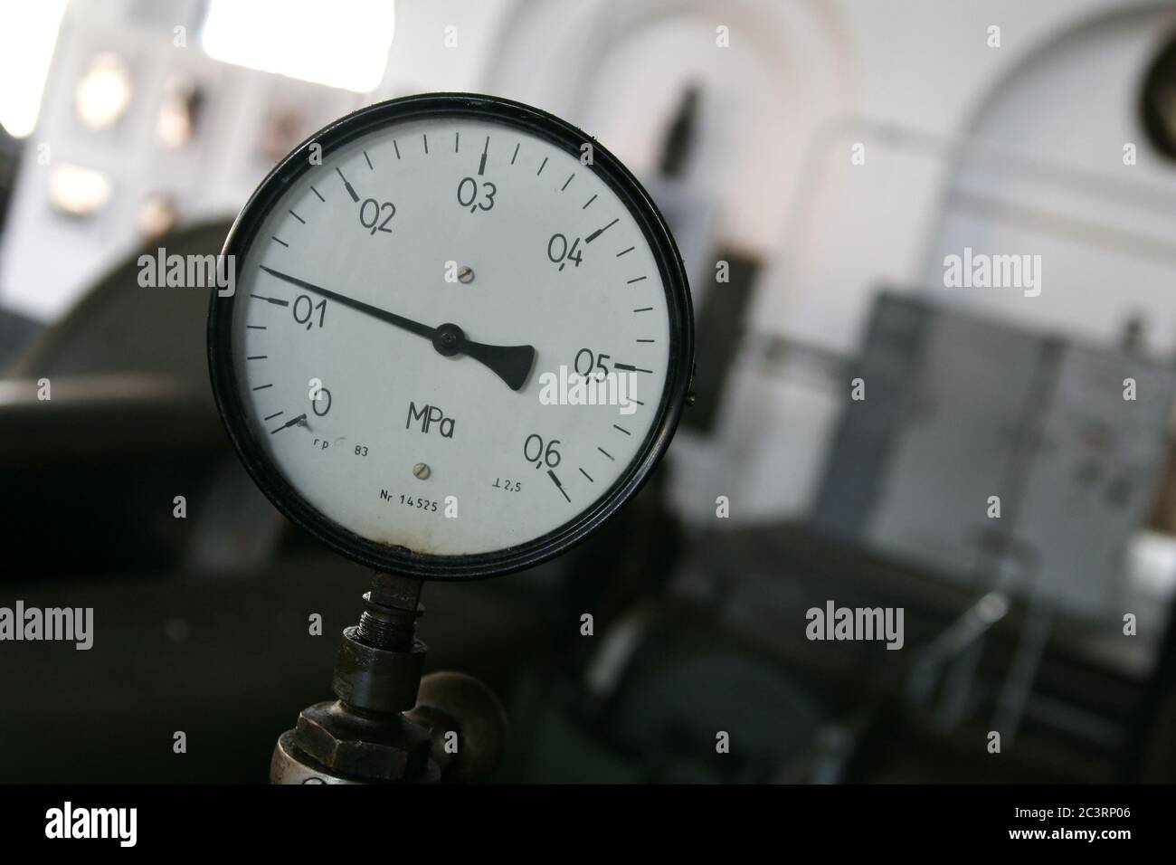 Selective focus shot of a pressure bar captured in an industrial ...
