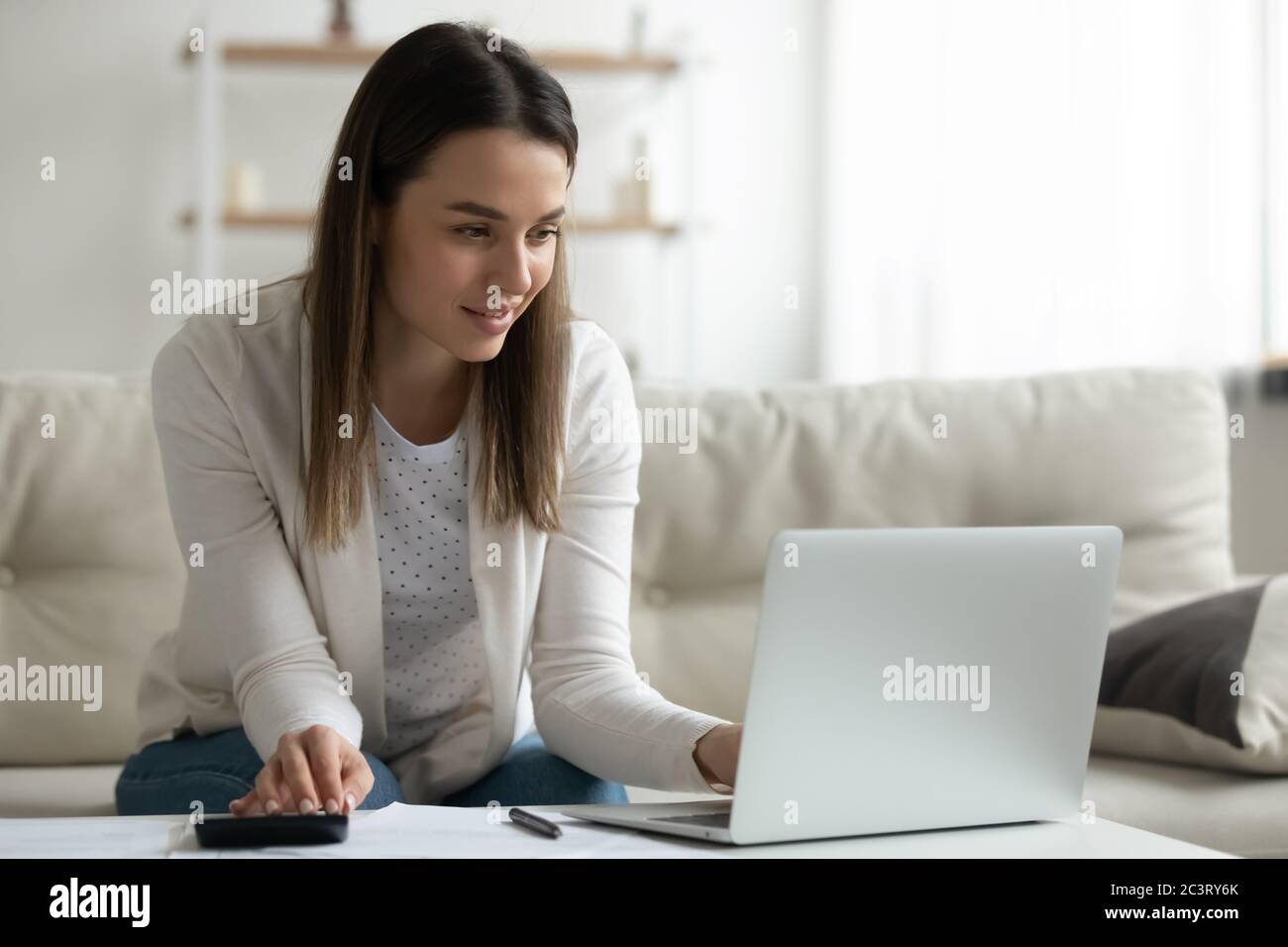 E banking hi-res stock photography and images - Alamy