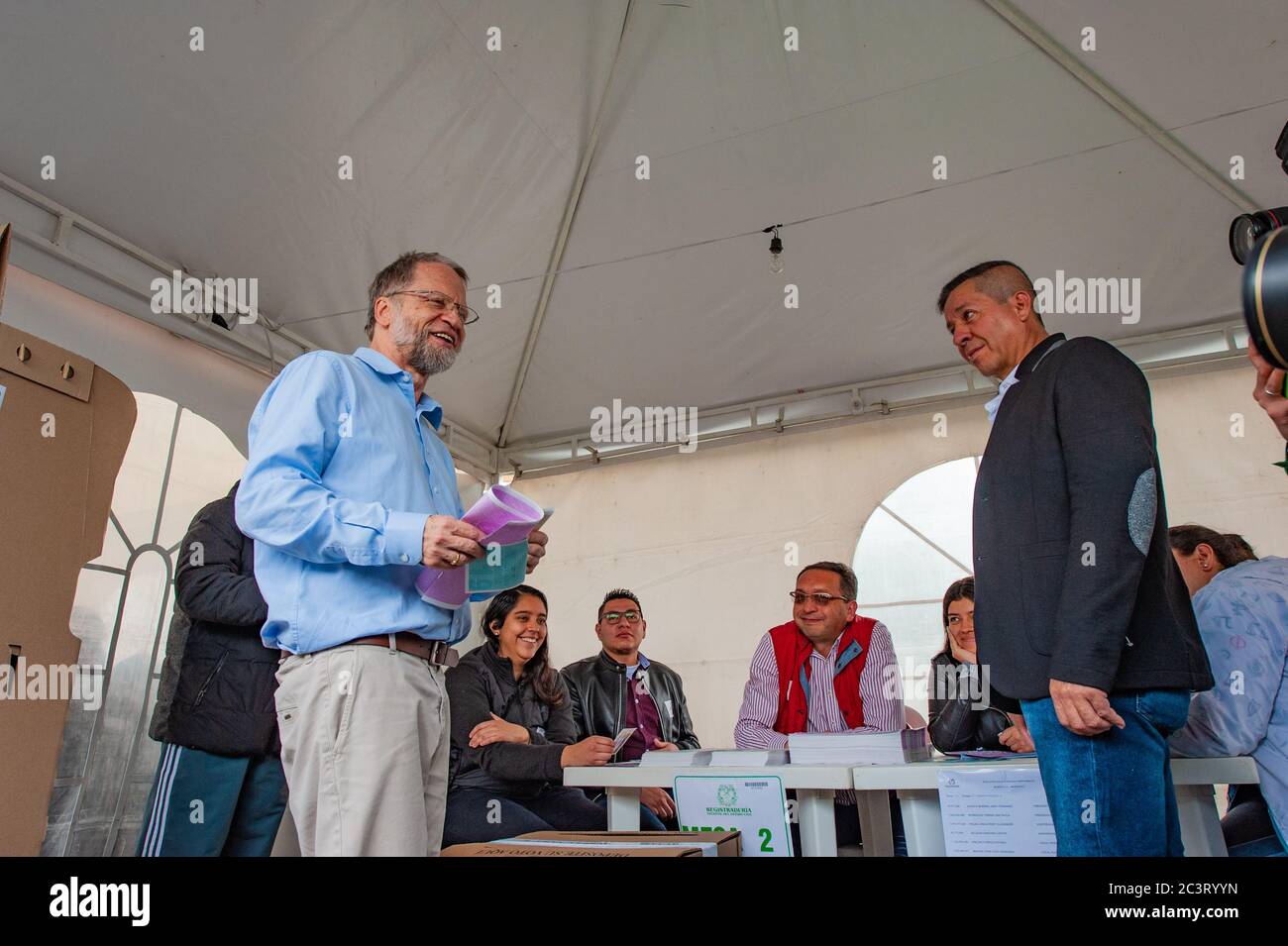 Colombia bogota party hi-res stock photography and images - Alamy