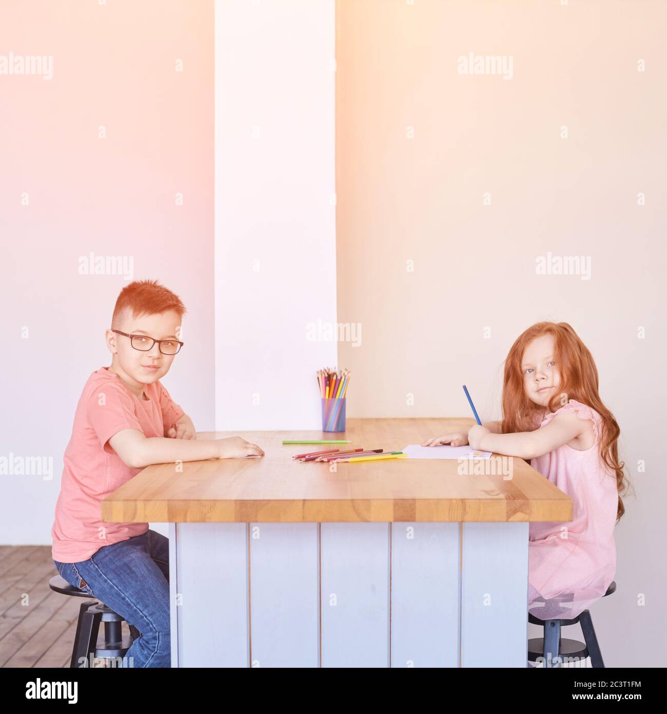 Little boy and girl drawing. Closed Locking Exercise. Homemade routine ...