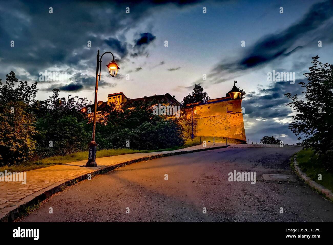 Castle lighting pillar hi-res stock photography and images - Alamy