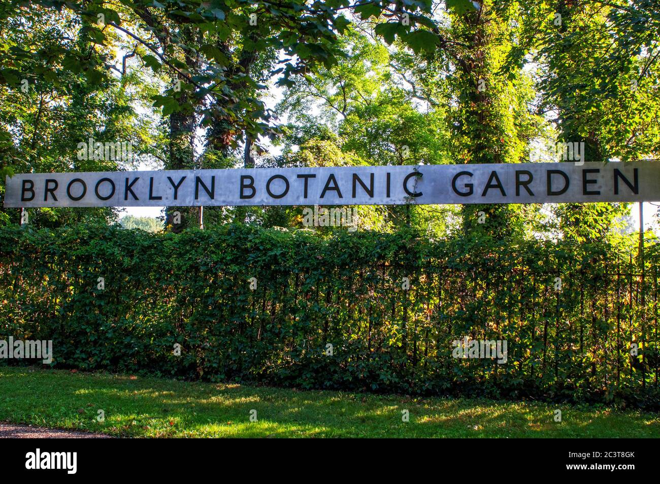 Brooklyn Botanic Garden. 1000 Washington Avenue. NYC. Brooklyn Botanic ...
