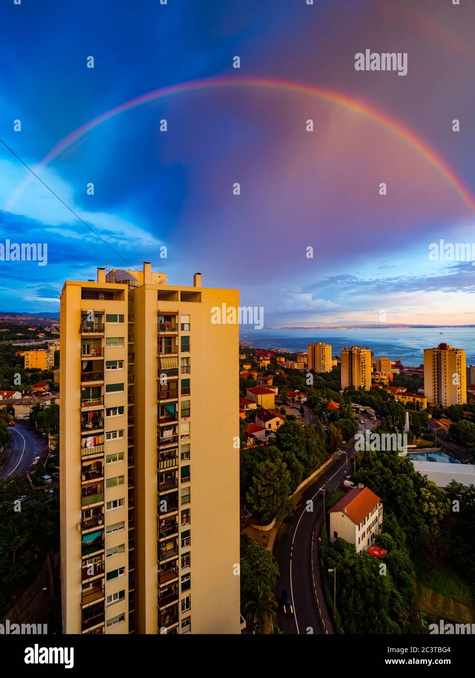 Full Arc Of Rainbow High Resolution Stock Photography and Images - Alamy
