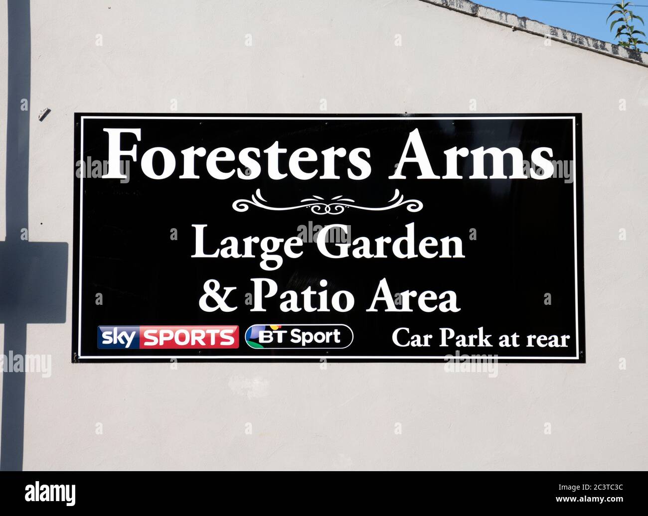 Foresters arms hi-res stock photography and images - Alamy