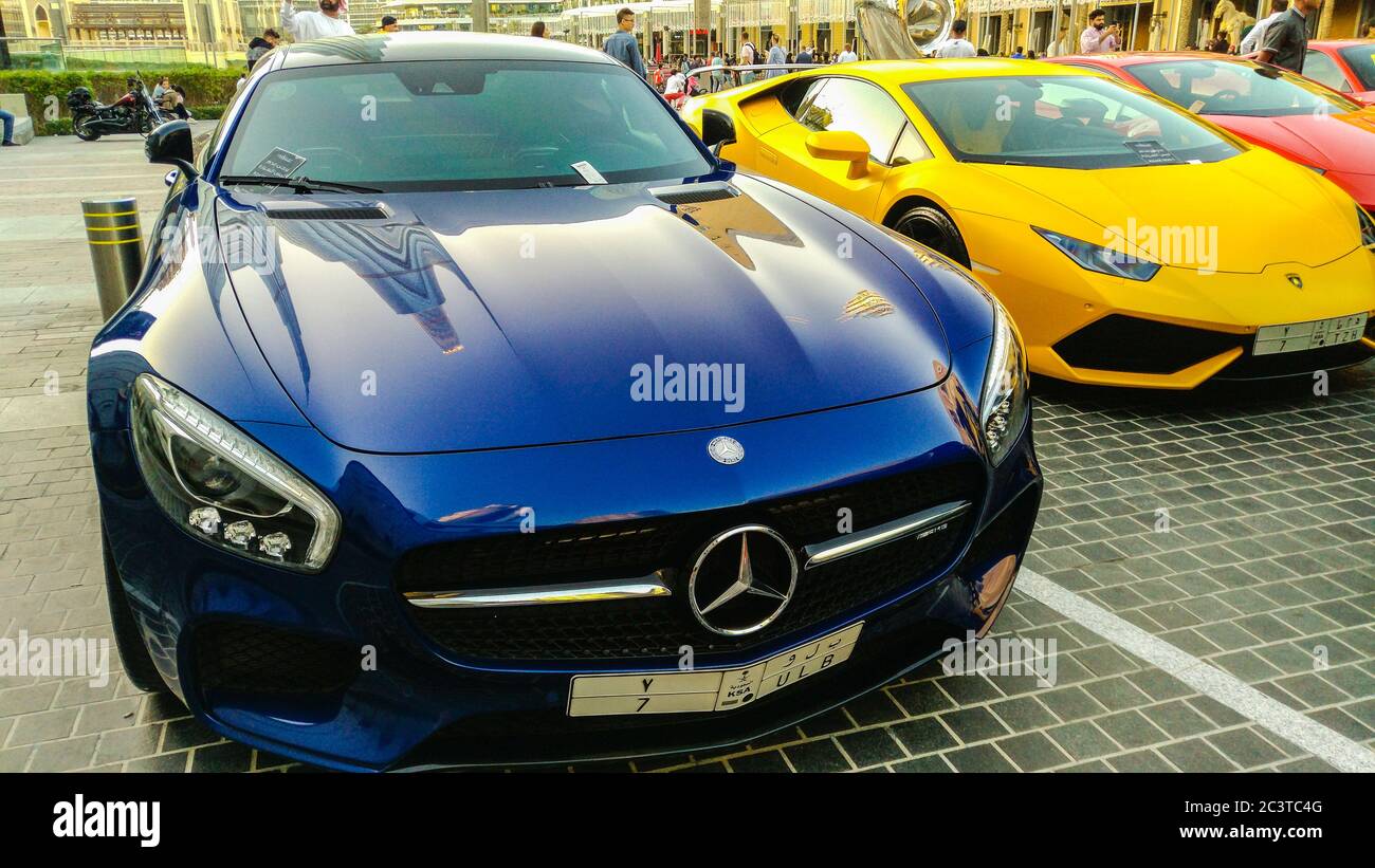 Dubai, United Arab Emirates, Junuary 20th, 2020 : Luxury sports cars at ...