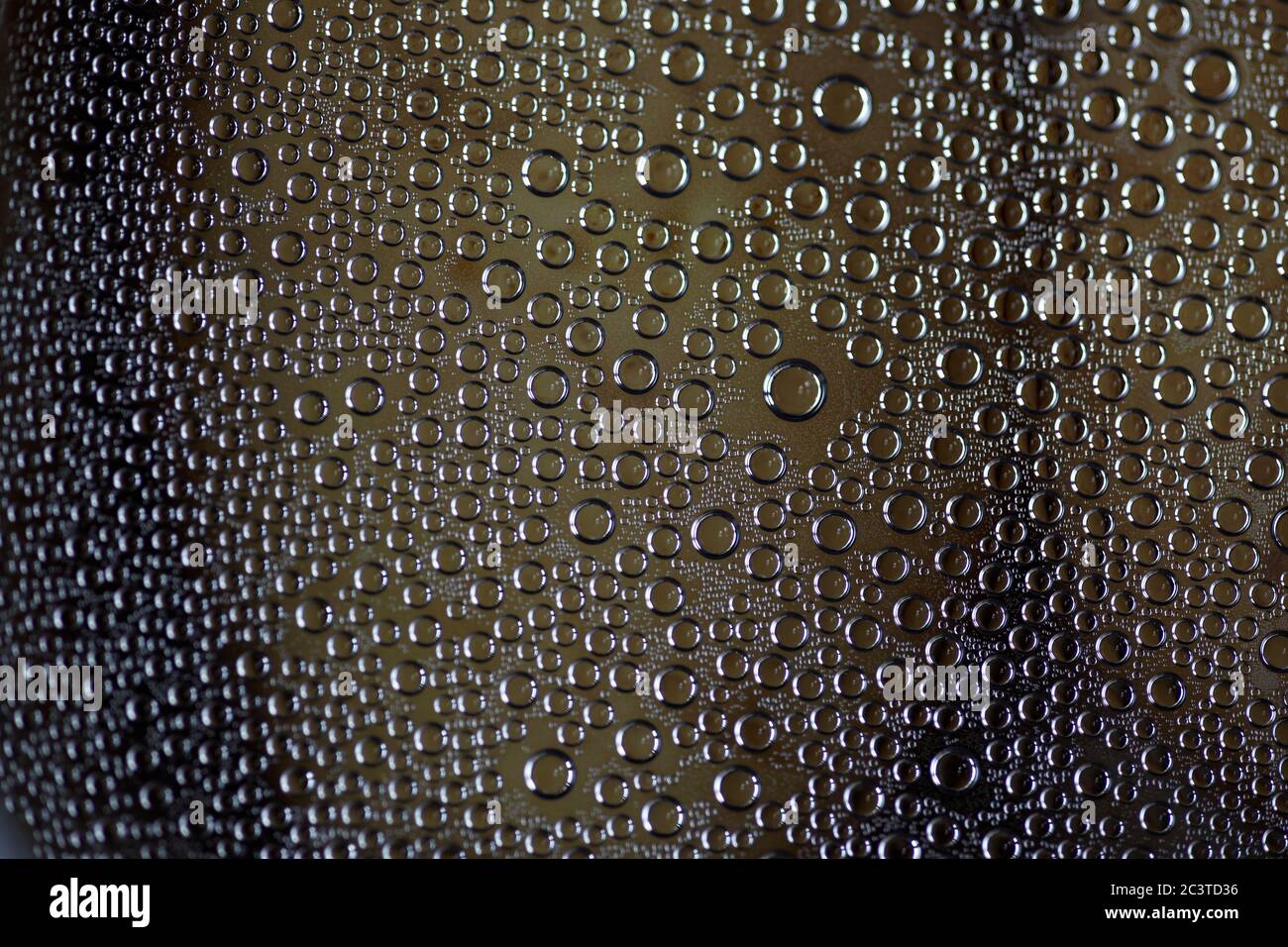 Water dripping into a glass hi-res stock photography and images - Alamy