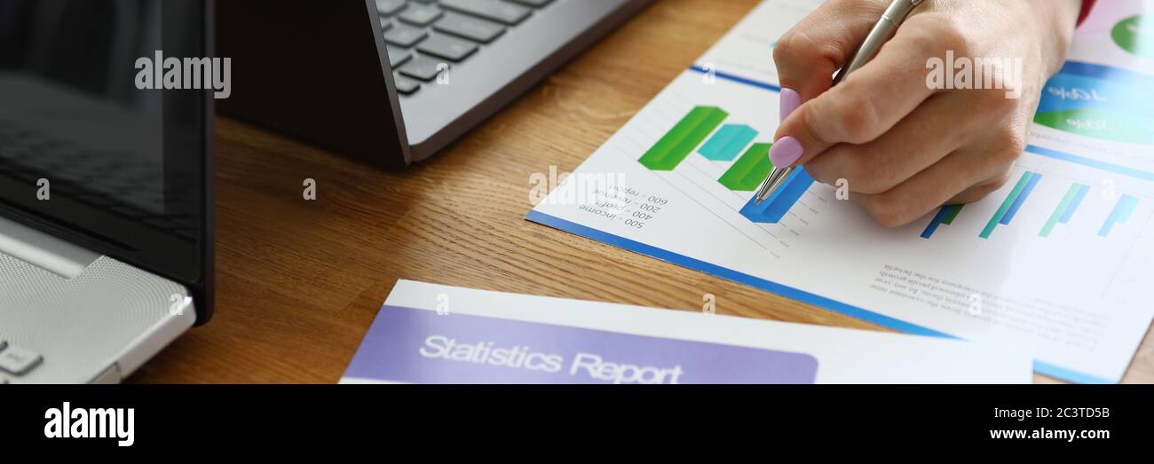 Statistical reports hi-res stock photography and images - Alamy