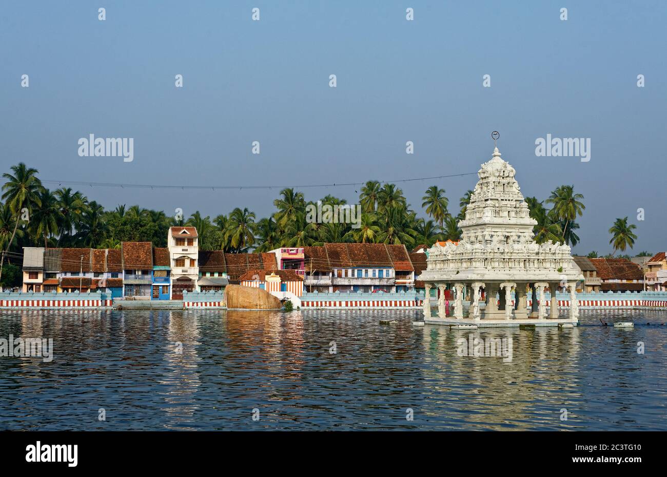 Small temple in Thanumalayan Temples lake at Suchindram Tamil Nadu ...