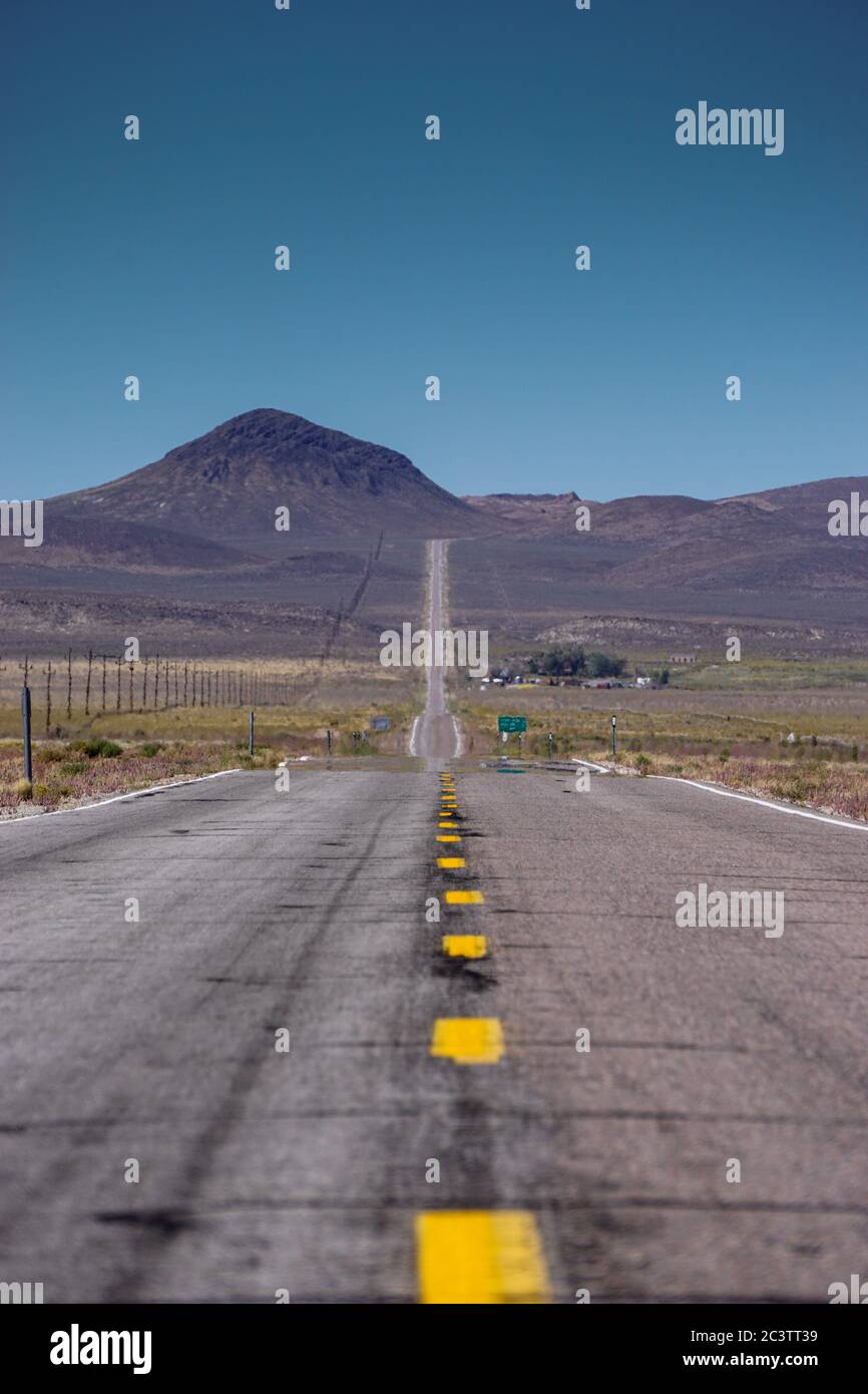 A lonely, iconic highway view in Nevada Stock Photo - Alamy