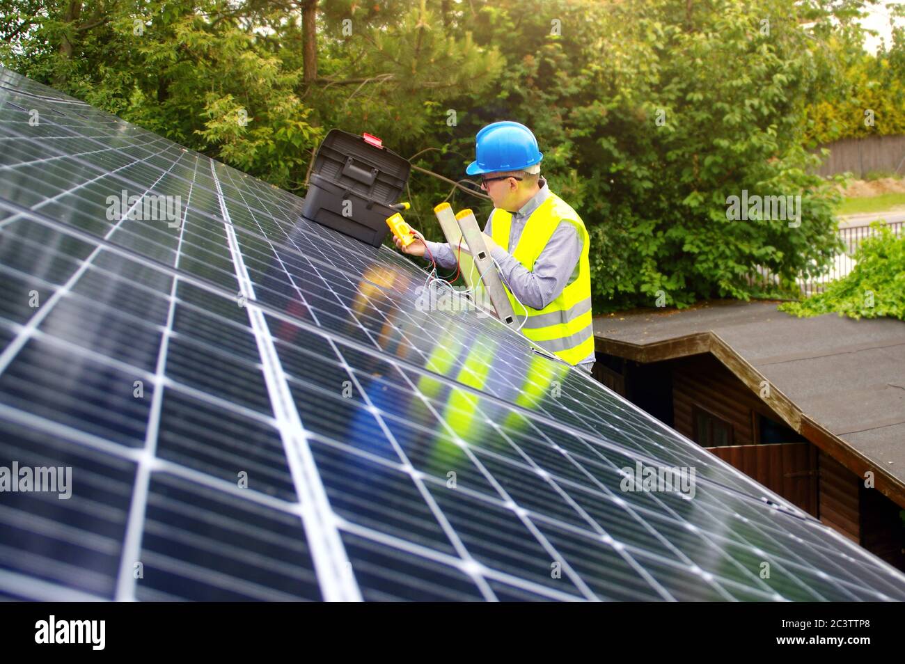 Solar panel photovoltaic hi-res stock photography and images - Alamy