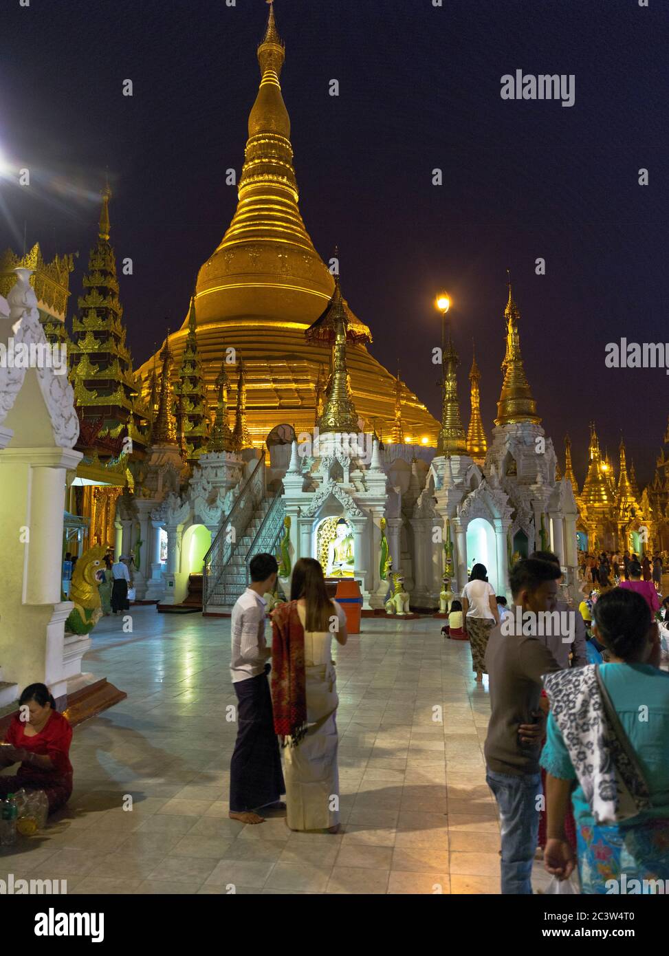dh Shwedagon Pagoda temple YANGON MYANMAR Couple buddhist temples night ...