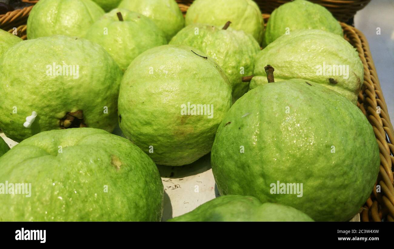 Pile of guava hi-res stock photography and images - Alamy