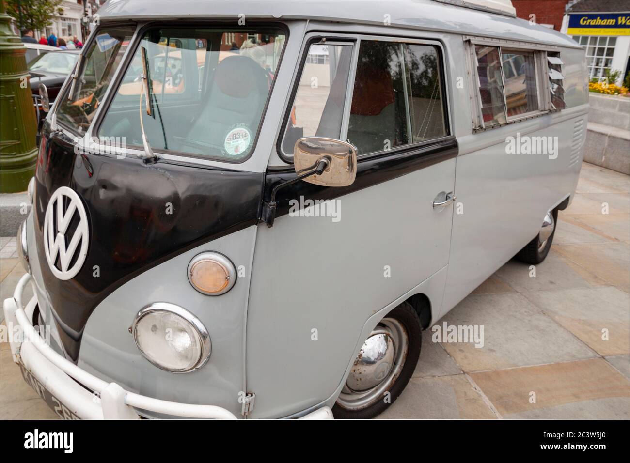 vintage 1960s split screen Volkswagen Microbus Stock Photo - Alamy