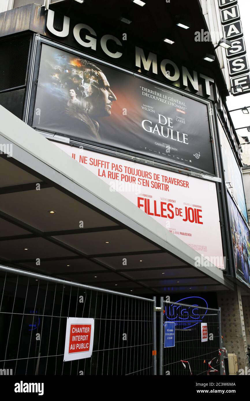 Closed Cinema multiplex for covid-19 - Paris - France Stock Photo - Alamy