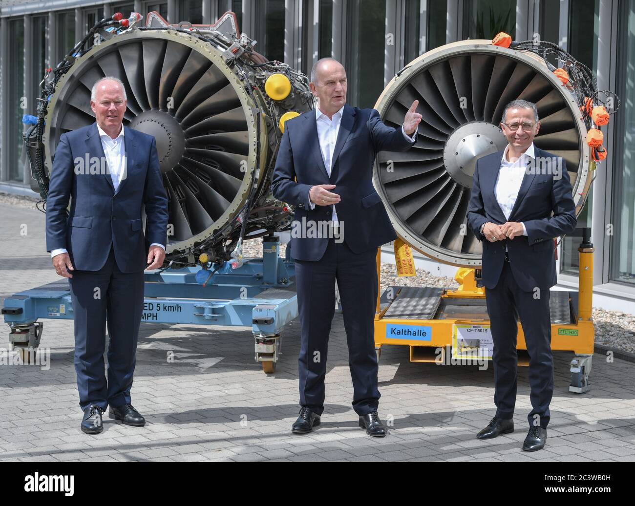 Mtu aero engines hi-res stock photography and images - Alamy
