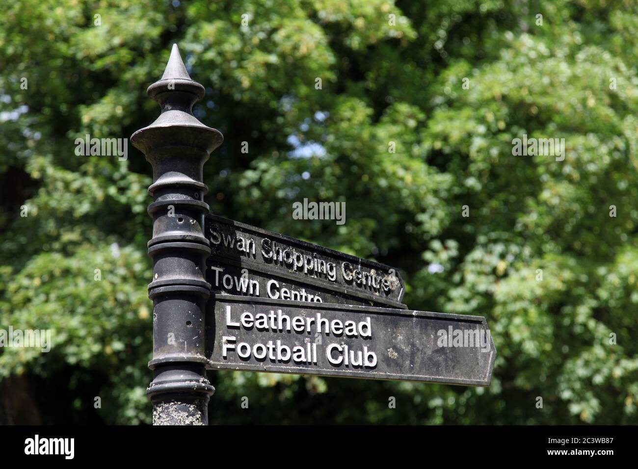 Football club leatherhead hi-res stock photography and images - Alamy