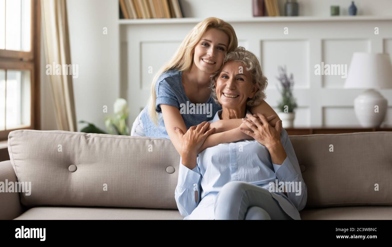 Family relatives hi-res stock photography and images - Alamy