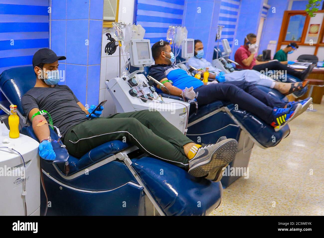 Baghdad, Iraq. 22nd June, 2020. Recovered coronavirus (COVID-19 ...