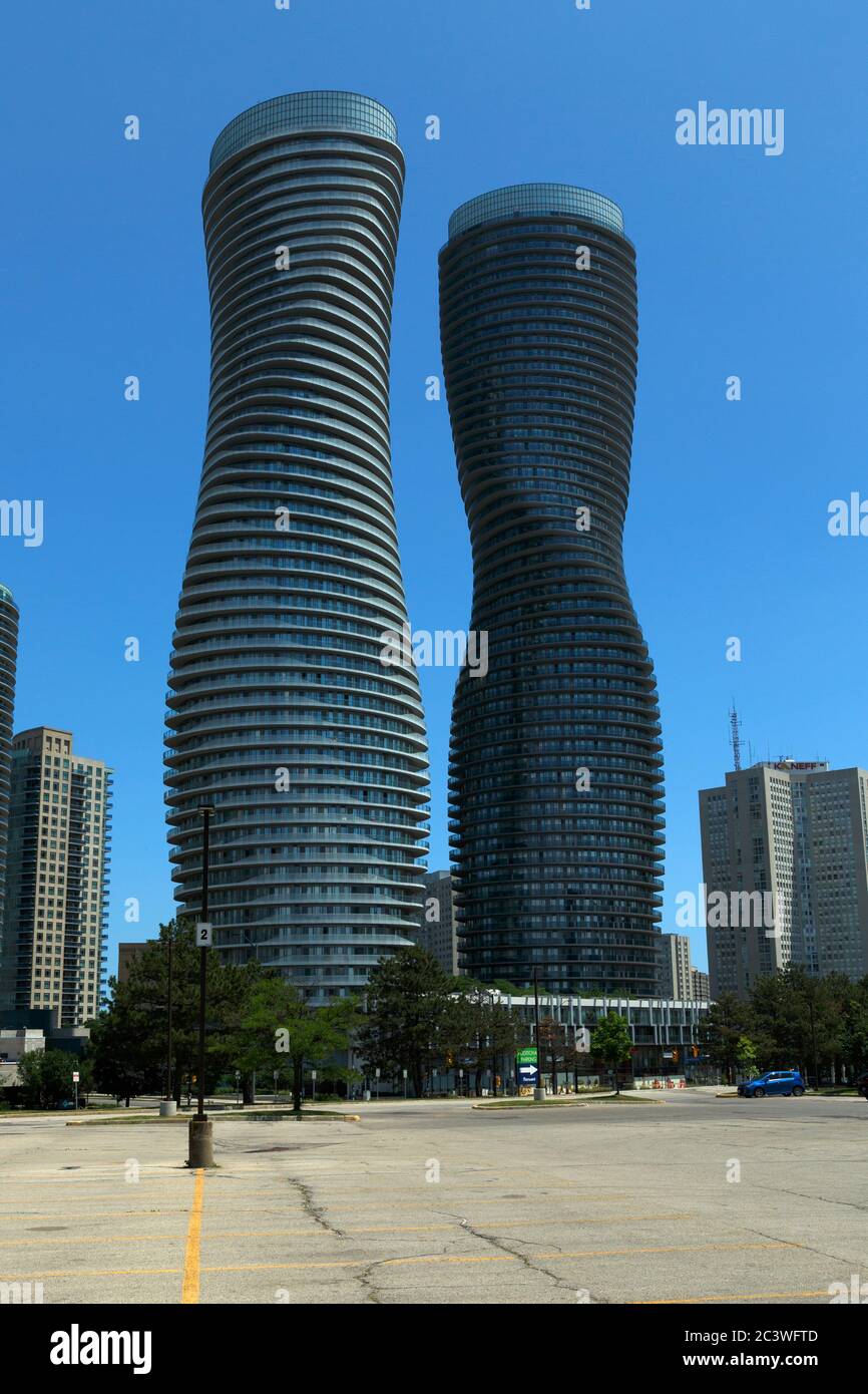 Absolute Condominium; Towers 4 & 5 (The Marilyn Monroe Towers ...