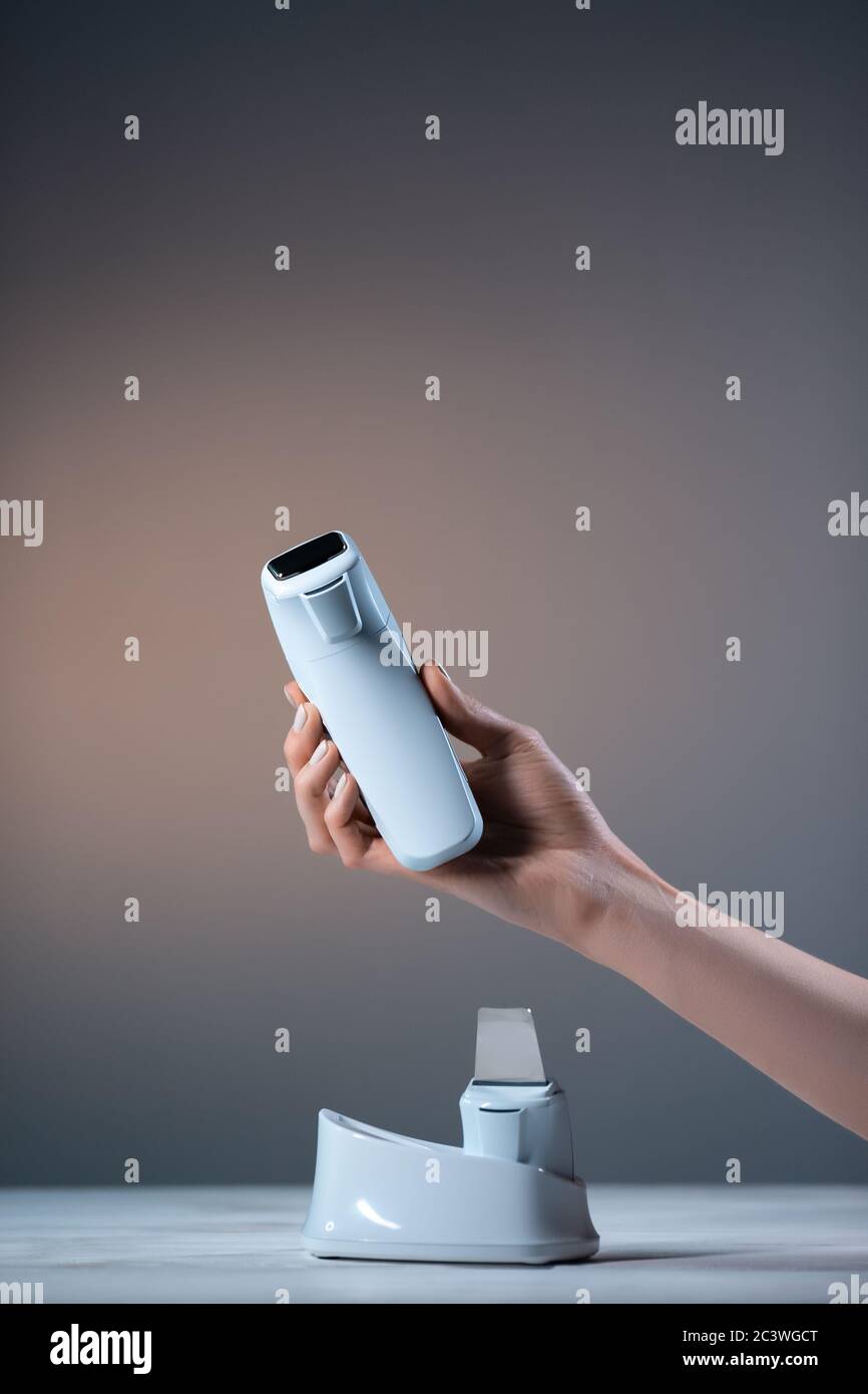 Ultrasonic skin cleaner hi-res stock photography and images - Alamy