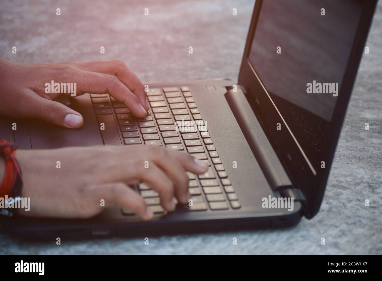 Hands on keyboard freelancer busy hi-res stock photography and images - Alamy